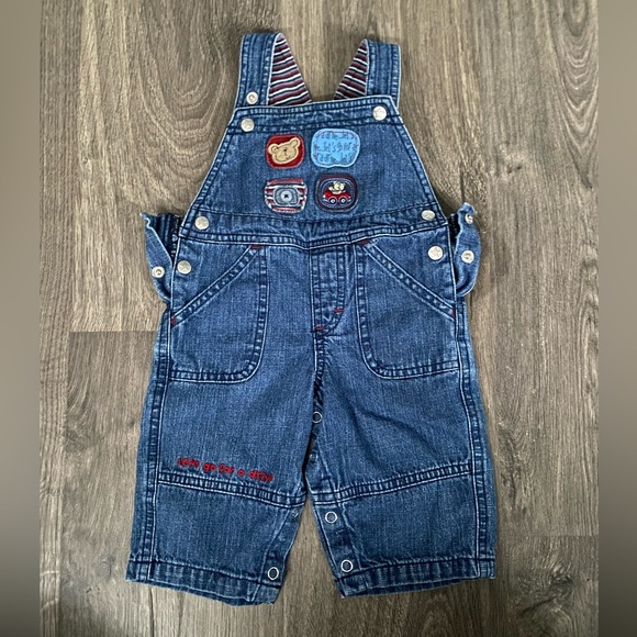 Little Legends | One Pieces | Vintage Embroidered Little Legends Bear ...